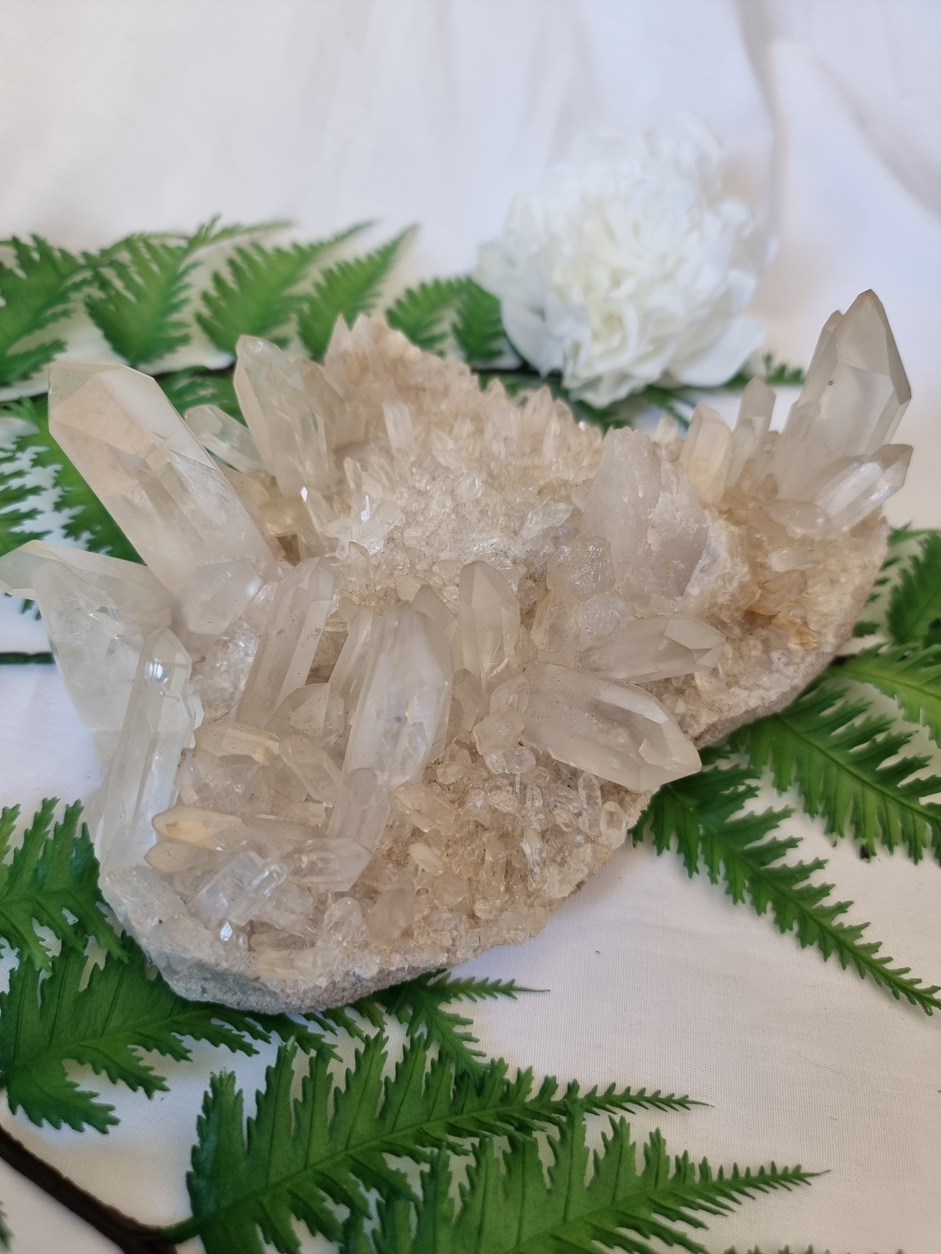 Raw Crystals – quartzncourtz